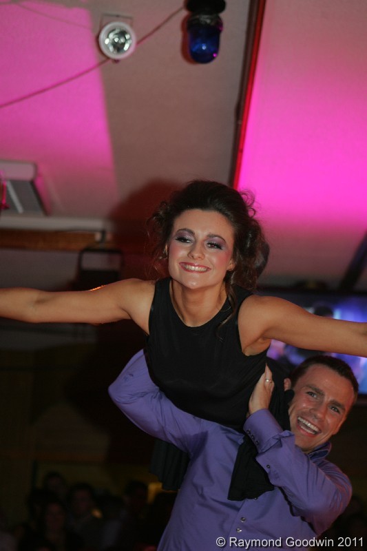 Gallery Set Pictures