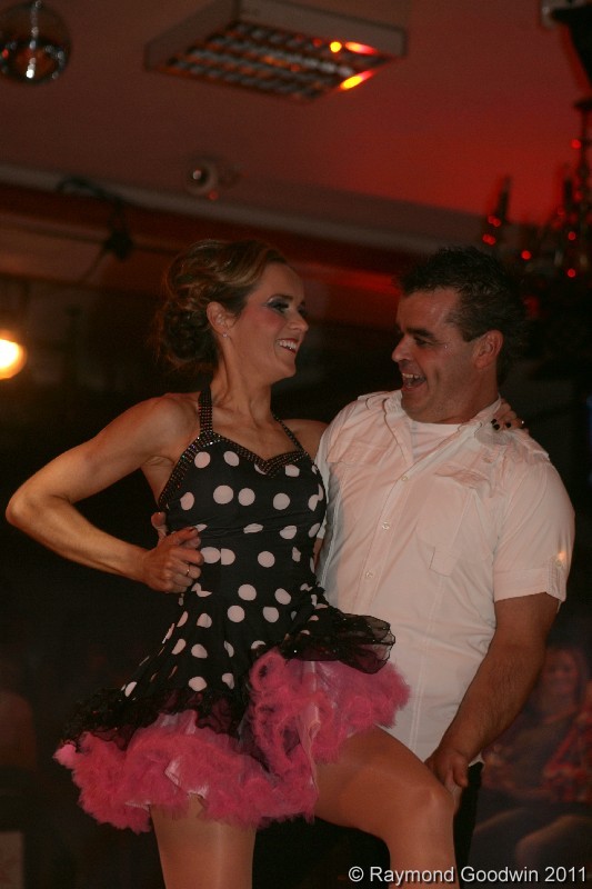 Gallery Set Pictures